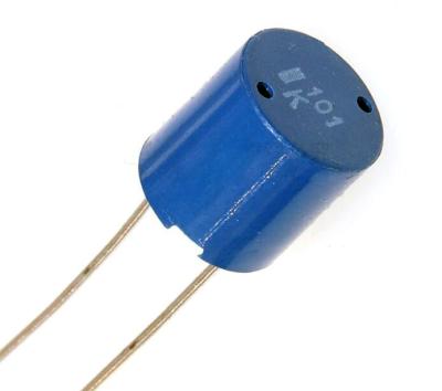 China Plastic Case Ferrite Core Unshielded DIP Power Inductor 10uH 1A for sale