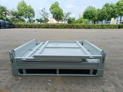 China Q235 Pallet Cage With Steel Sheet Enclosure Load Capacity 2.0 Tons for sale