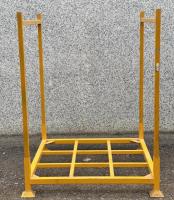 China Heavy Duty Detachable Metal Fabric Roll Racking System Stacking Pallet Storage Racks for sale