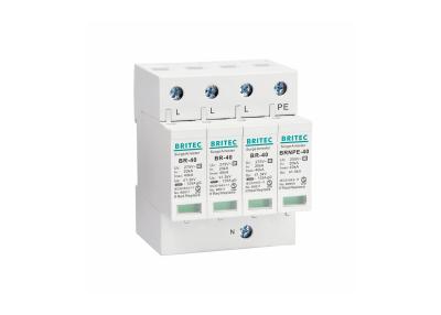 China 3P+NPE 40kA Lightning Protector Plastic UL94 –V0 Type 2 Surge Protection Device for sale
