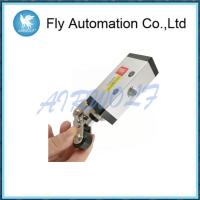 China Roller Lever Pneumatic Manual Valve Xq230612 3/2 Way Stainless Steel Material for sale