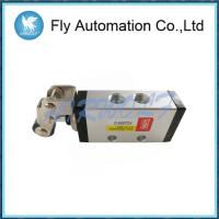 China Roller Lever Pneumatic Manual Valve Xq230612 3/2 Way Stainless Steel Material for sale