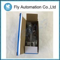 China HYVA 5-12 Bar Dump Truck Hydraulic Controls 14750646H With Indicator Light for sale