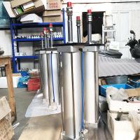 China Compressed Air Industrial Filtration Equipment Cloth Bag Type Dust Removal Cylinder for sale
