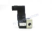 China VT307-5D1 Pneumatic Solenoid Valves 3 Port Dustproof for sale