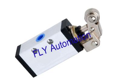 China XQ Mechanical Pneumatic Manual Valves 5/2 way, 3/2 way XQ250412,XQ230612,XQ250412,XQ250612 for sale