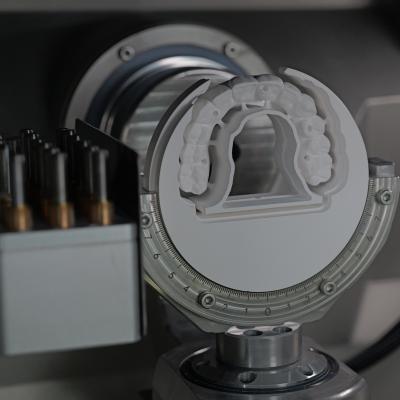 China Yucera Achieve Perfect Fit Restorations with Our Precise CAD/CAM Dental Milling Machine for Diverse Materials for sale