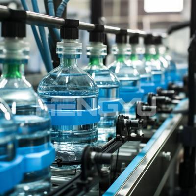 China CGF Series PET Bottle Filling Machine - 15000 BPH Capacity, 32 Filling Heads, 6 kW Power for sale