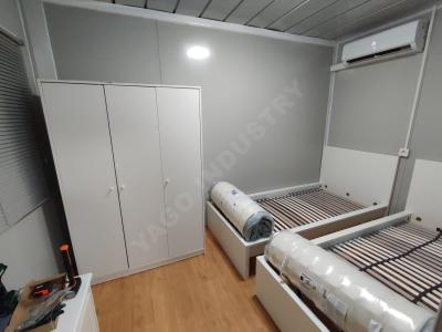 China Accommodation Shipping Pre Fab Container Modular Corrosion Proof OEM for sale