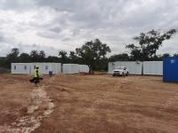 China Portable Prefabricated Modular Units Container Buildings Solutions For Emergency Shelters for sale