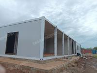 China Pre-finished Modular Office Building Flat Pack Container Unit with Heavy-duty Hot-dip Galvanized Q235 Light-steel Framework and Fire-compliant Thermal-insulated Sandwich Panels for sale