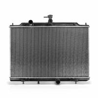 China Radiator for Nissan NV200 2013-2021 Chevy City Express L4 2.0L Manual Trans. for sale