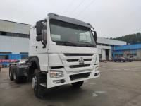 China 6X4 Sinotruk HOWO Tractor Truck Head with 400L Aluminum Oil Tanker for sale