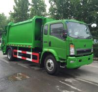 China Sinotruk HOWO 4X2 Small 5 Ton 3 Ton Compactor Garbage Truck with 9726ml Displacement for sale