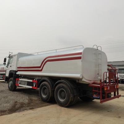 China Manual Transmission Red Sino Sinotruck HOWO 20m3 5000 Gallon Water Sprinkler with 1 for sale