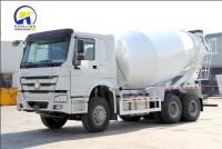 China Heavy Duty Sinotruck HOWO 6X4 Bulk Cement Silos Truck with Maximum Horsepower 300-400hp for sale