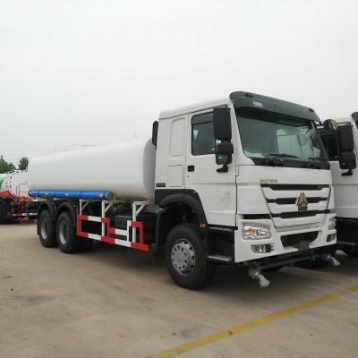China Sinotruk HOWO Water Tank Truck Cabin with One Sleeper and Two Seats Engine Capacity＞8L for sale