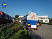 China Customized Request White and Blue Color Fuel Tank Semi Trailer with Tread of 1820mm for sale