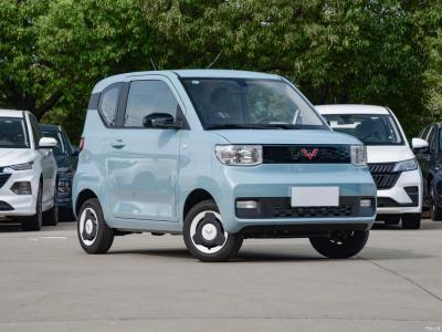 China Mini Electric Car 4 Seats Wuling Mini Car with 10h Slow Charge Time and 20kw Power for sale