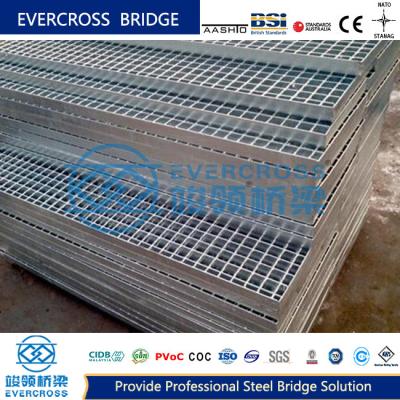 China Stainless Steel Grating Plate 30-60mm Spacing for Road Construction Heat Dissipation and Anti-Skid Applications for sale