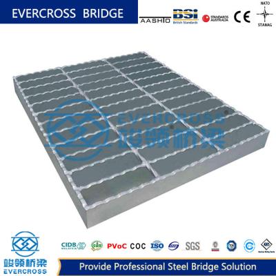China Hot Dip Galvanized Steel Floor Grating Plate with 3-5mm Thickness and 30-60mm Spacing for Industrial Applications for sale