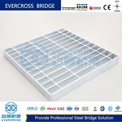 China Hot Dip Galvanized Steel Grating Plate 3-5mm Thickness for Anti-Slip Walkways and Platforms for sale