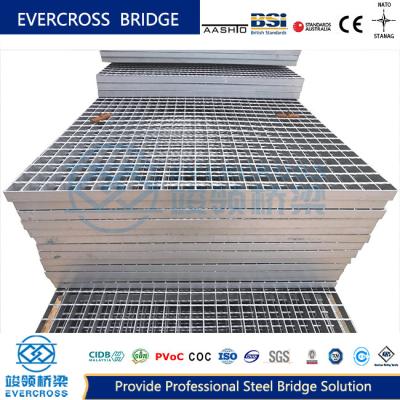 China Steel Grating Plate 20-75mm Width with 30-130mm Spacing for Industrial Walkways and Platforms for sale