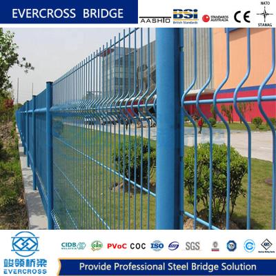 China Hot Dipped Galvanized Sidewalk Fence 2-3m Height with 50-200mm Mesh Opening for Safety Protection for sale