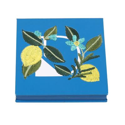 China Empty Paper Eyeshadow Palette Embroidery Decoration With 4 Pans for sale
