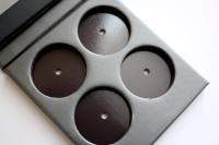 China 4 Pans Refillable Empty Magnetic Palette Pantone Color DIAM 27MM for sale