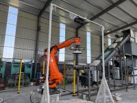 China Custom Robot Automatic Bag Emptying Machine IP54 For Food Powder / Granule Processing for sale