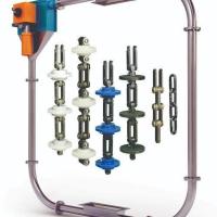 China Heavy Duty Chain Conveyor Machine , Enclosed Industrial Chain Conveyor With Dust Tight Sealing for sale