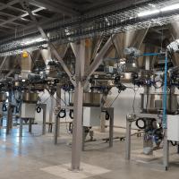 China Advanced Automatic Feeding & Weighing System 3000kg/h for PVC Powder Granules and Plastic Compound Production OEM Factory for sale