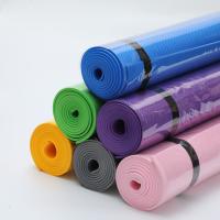 China Runlin Thick Non Slip Yoga Mat Eco Friendly With Carrying Strap for sale