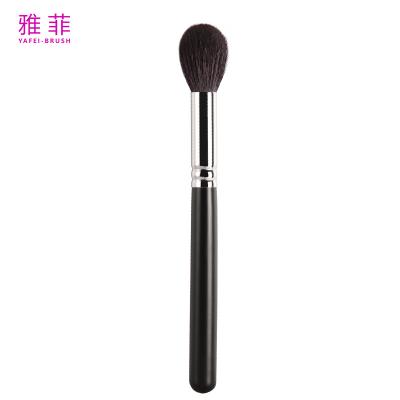 China A15 Customization  Highlighter Makeup Brush Contour Blending Brush Private Label for sale