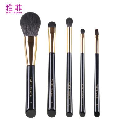 China Portable Makeup Brush Kit for sale