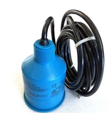 China EchoMax XRS-5 Ultrasonic Level Transducer: Continuous, Non-contact, 8 m (26 Ft) Range, for Liquids and Slurries 7ML1106-1AA20-0A for sale