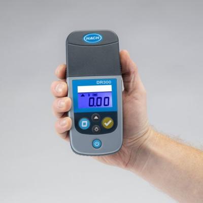 China HACH DR300 LPV445.97.16110 Pocket Colorimeter Iron TPTZ with Box Lab Instruments  in Stock for sale