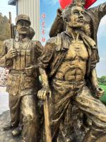 China Custom Decorative Fiber Glass Sculpture Metal Life Size Sculpture for sale