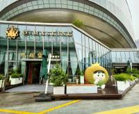 China FRP IP Sculpture: Durian Doll Decoration for Internet-Famous Check-in Spots, Including Catering & Milk Tea Shops, Parks, Squares and Shopping Mall Entrances for sale