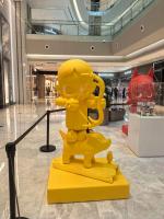 China Customized Size Fiberglass Sculpture for Indoor & Outdoor Use with Matte or Glossy Finish for sale