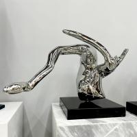 China Custom Stainless Steel Sculpture in 304 or 316 Stainless Steel for Indoor & Outdoor Decoration with Customizable Size for sale