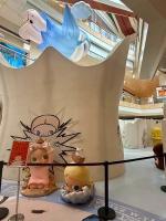 China Customized Size Fiberglass Sculpture for Indoor & Outdoor Use with Matte or Glossy Finish for sale