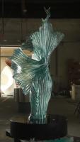 China Customized Size Fiberglass Resin Sculpture with Gradient Realistic Coating for Indoor & Outdoor Decoration for sale