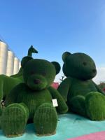China Custom Fiberglass Animal Statue with Artificial Topiary Grass for Outdoor Garden Decoration for sale