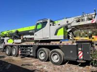 China 80T Used Mobile Cranes With Two Hooks 2020 Model Zoomlion ZTC800V653 for sale