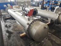 China Pharmaceutical Fine Chemical Floating Head Shell And Tube Heat Exchanger for sale