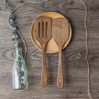 China Heat Resistant  Kitchen Utensils Cooking Wooden Wooden Spatula Non Scratch Rice Spoon for sale