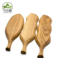 China Wooden Serving Tray Platter with Leaf Design Serveware Kitchen Accessories Good For Organize Cake Or Fruits for sale