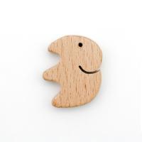 China wooden Round Shaped  baby pacifier clips for sale